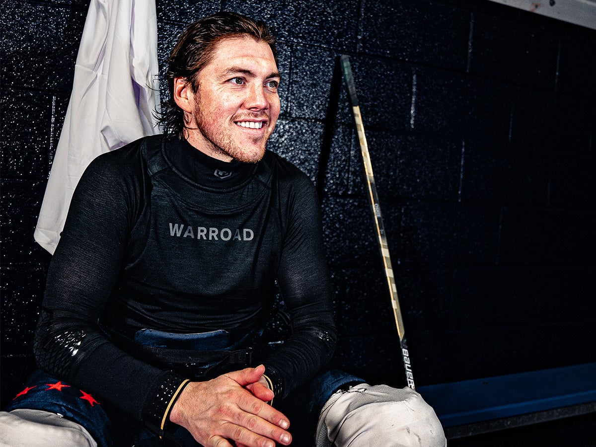 Best Hockey Neck Guards of 2024 Base Layer Shirts, Collars, Bibs, and ...