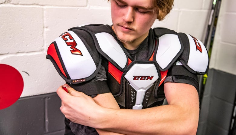 CCM Tacks vs. JetSpeed Protective Comparison | Ice Warehouse